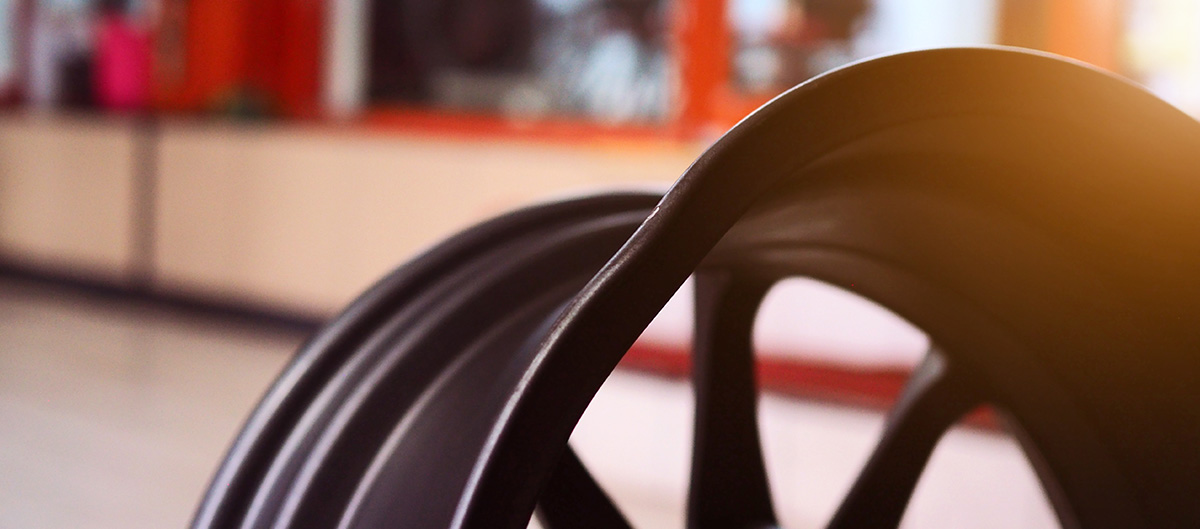 Alloy Wheel Buckle Removal and Balancing | Elite AWRS Ltd